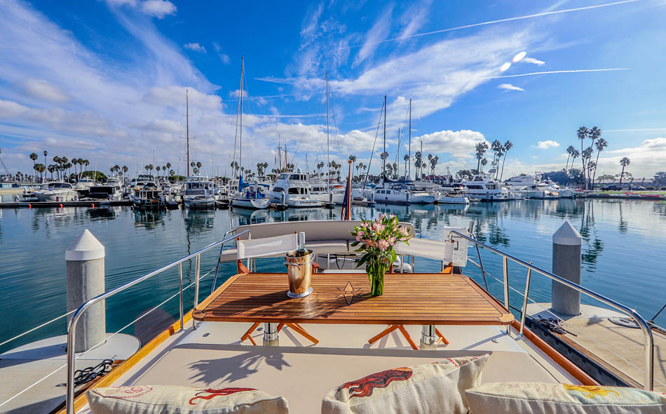72 Ft Islander - Fun And Adventure Yacht For Charter